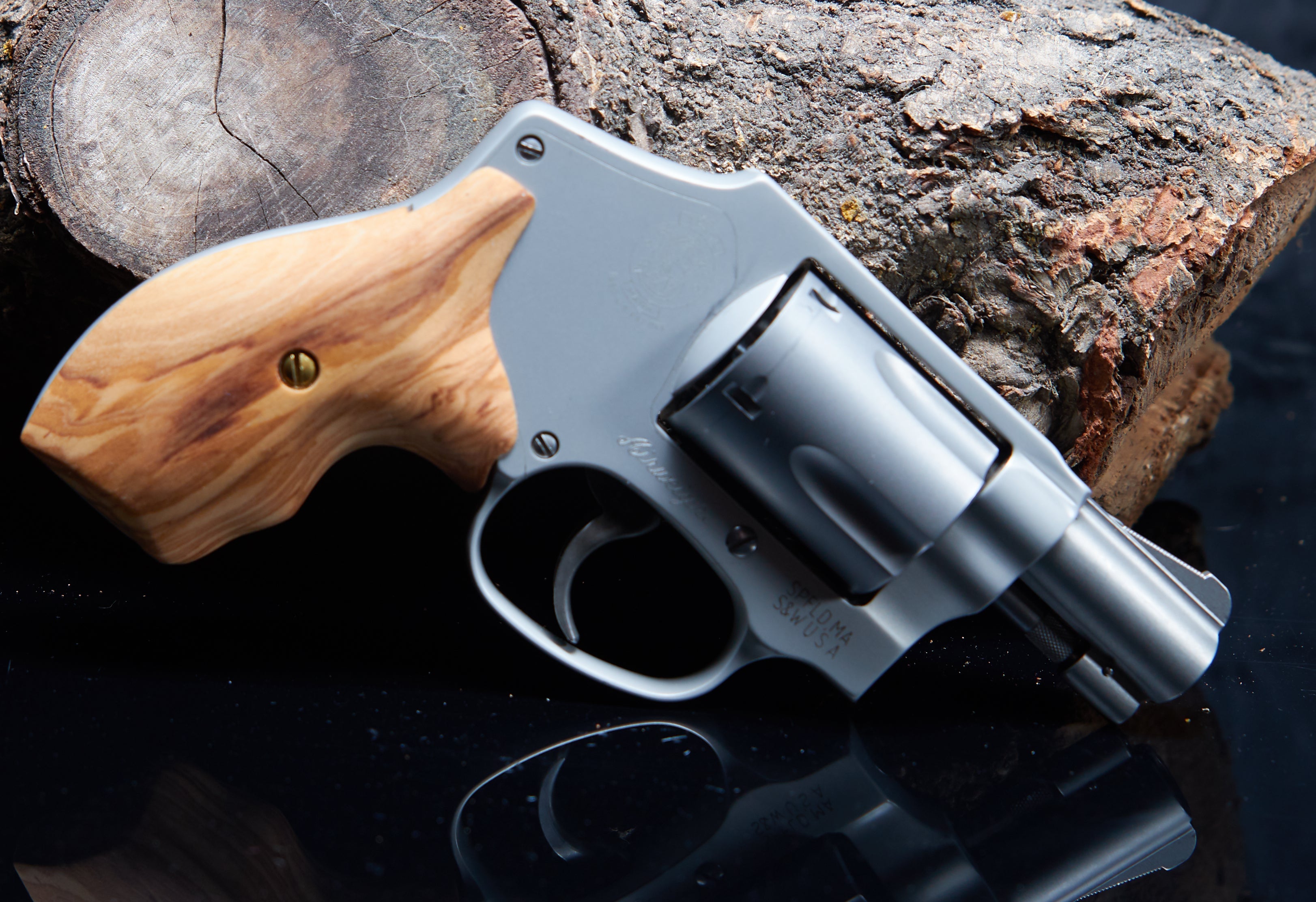 Smith & Wesson J-Frame – Wood St. Grips